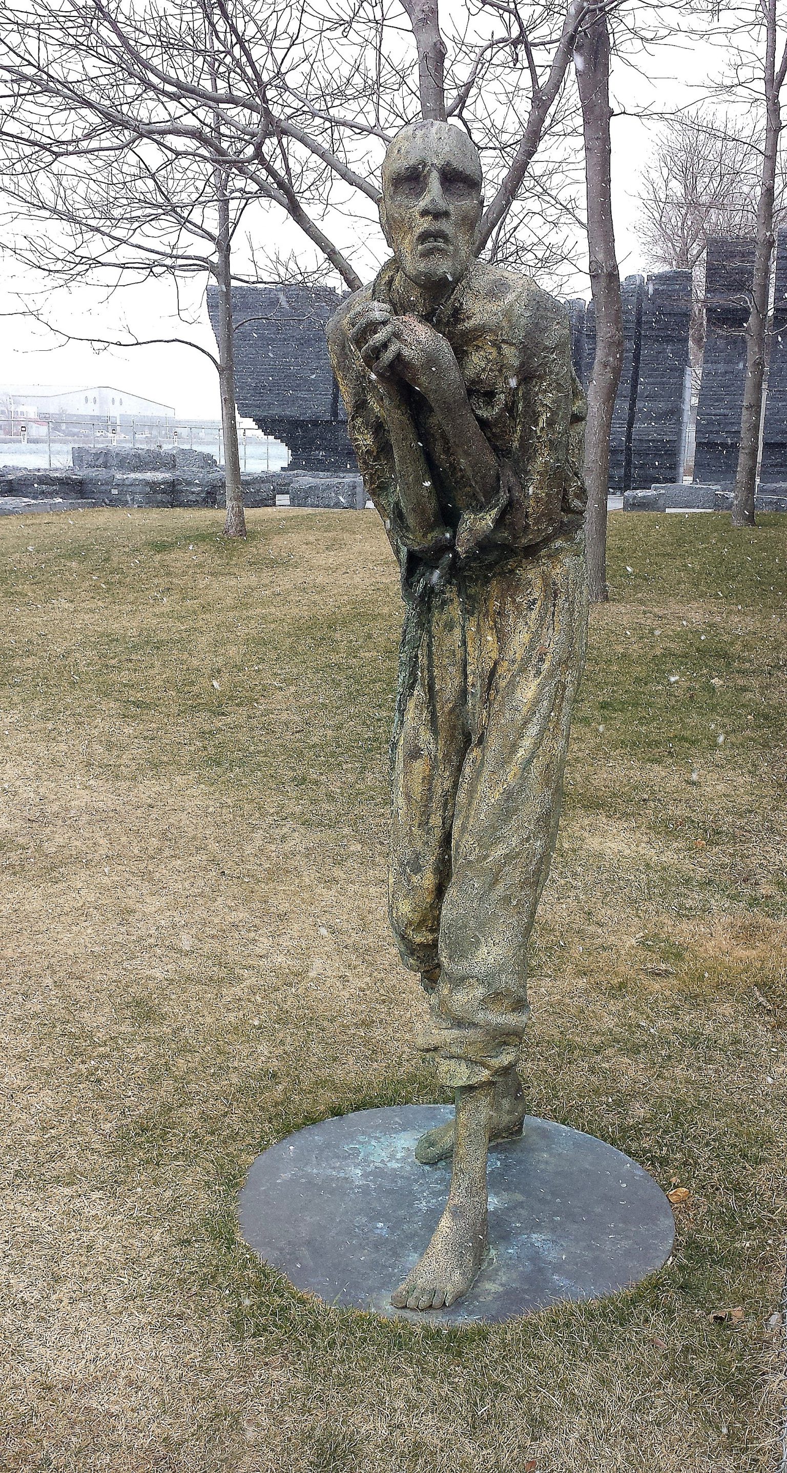 Discovering Toronto: Ireland Park - Toronto and Region Conservation ...